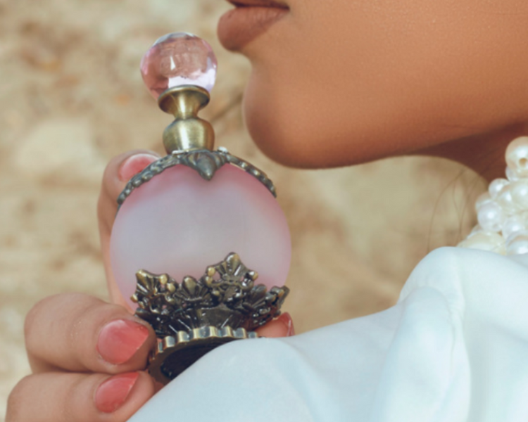 Tapputi Egyptian Perfume Oils